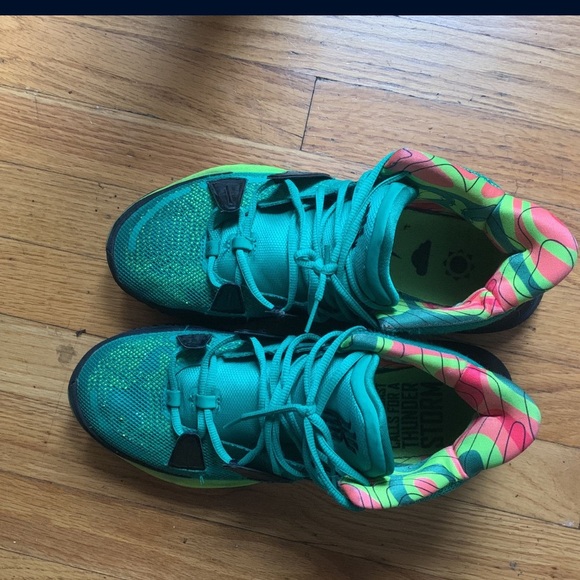 Shoes | Kyrie 7 Weatherman Size 11 | Poshmark